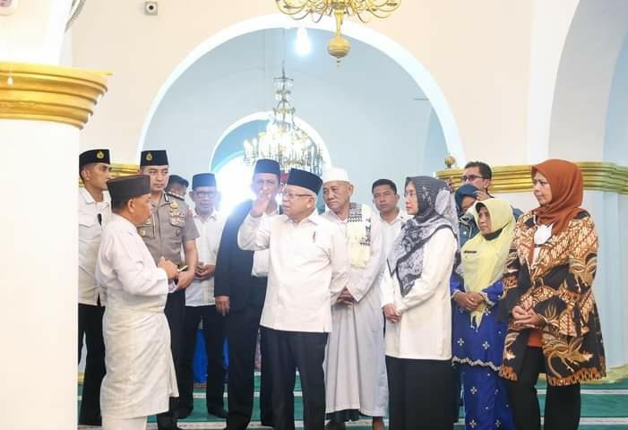 Wapres RI Akhiri Kunker ke Kepri Dengan Wisata Religi di Pulau ... Wapres RI Akhiri Kunker ke Kepri Dengan Wisata Religi di Pulau ...